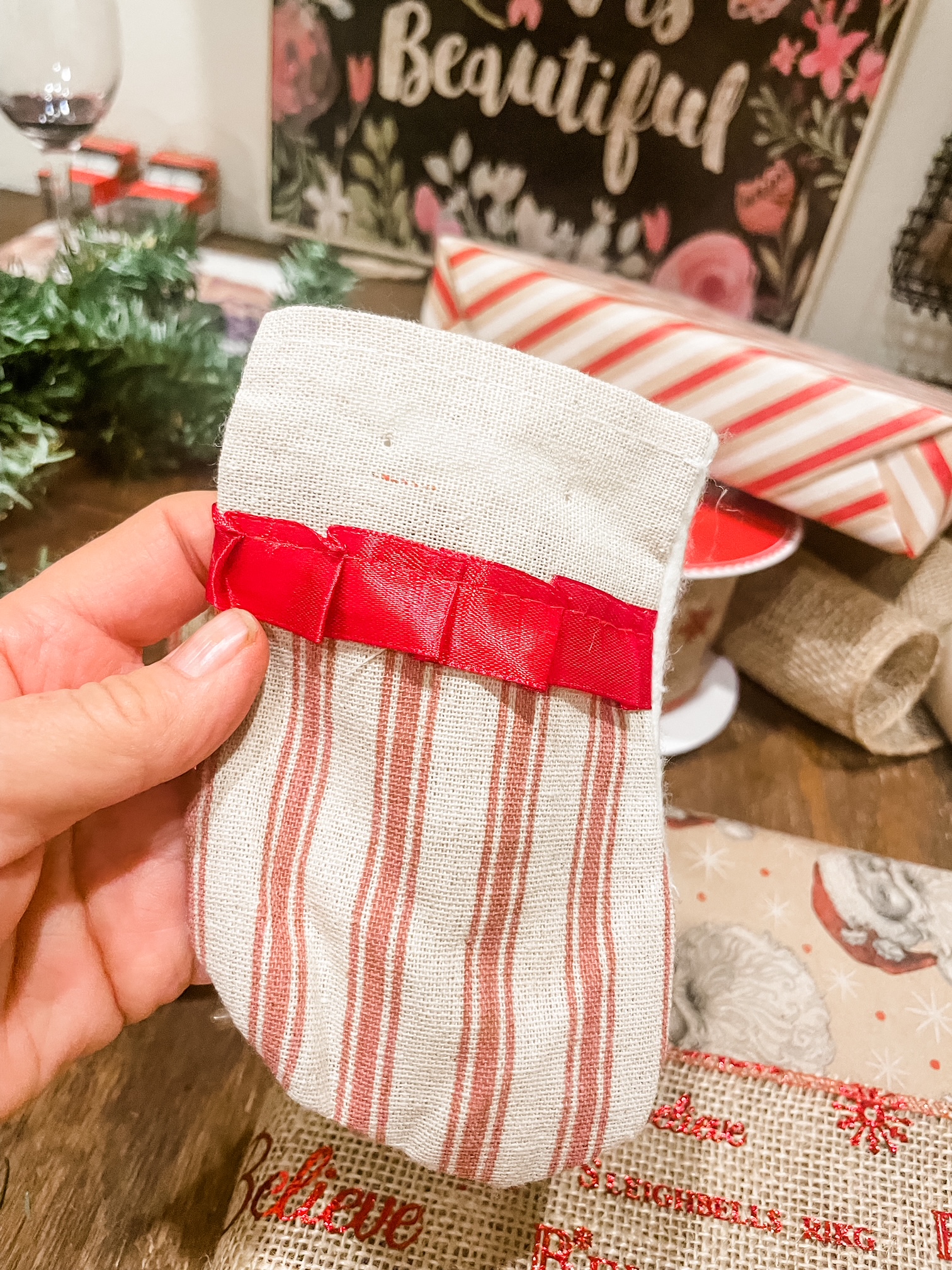 How To Create Unique and Fun Christmas Gift Wrapping! - Savvy In The ...